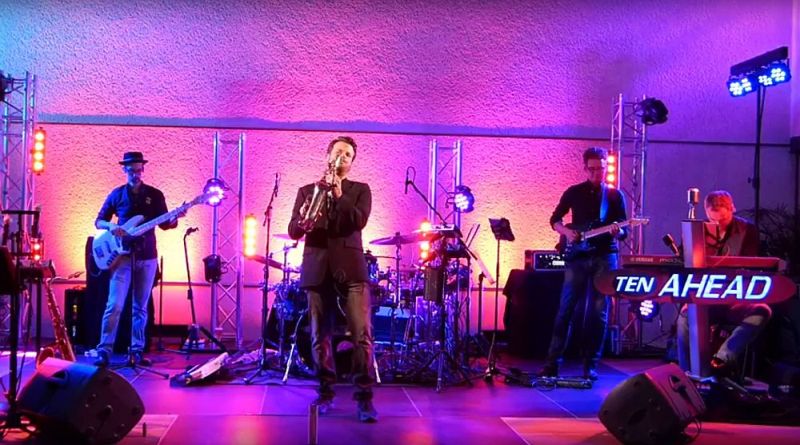 Lounge-Musik Lounge-Band akustische Pop-Songs live Saxophon Gesang